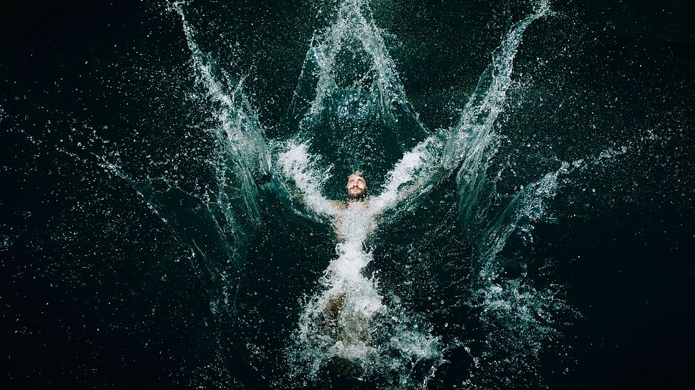 Wallpaper For Drowning In Water Images | Free Photos, PNG Stickers ...