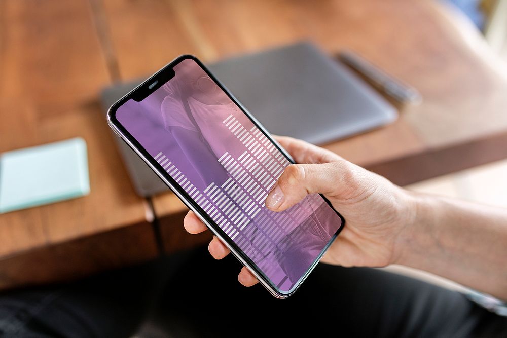 Man's hand using mobile phone, | Free Photo - rawpixel