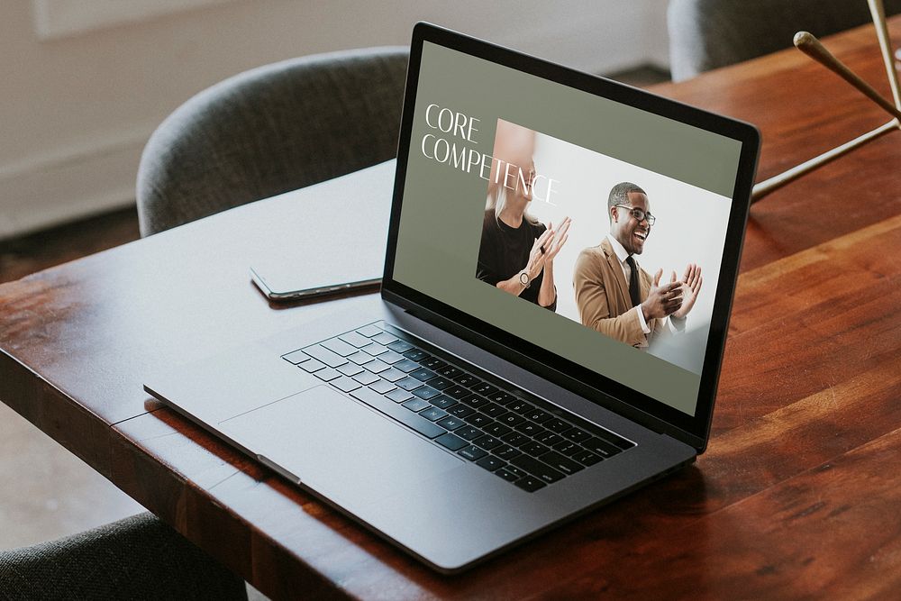 Laptop wooden table meeting room | Free Photo - rawpixel