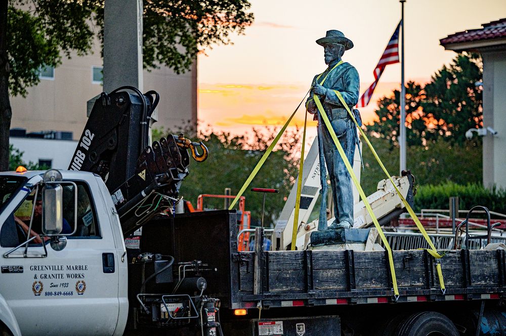 Confederate Monument RelocationThe bronze statue | Free Photo - rawpixel