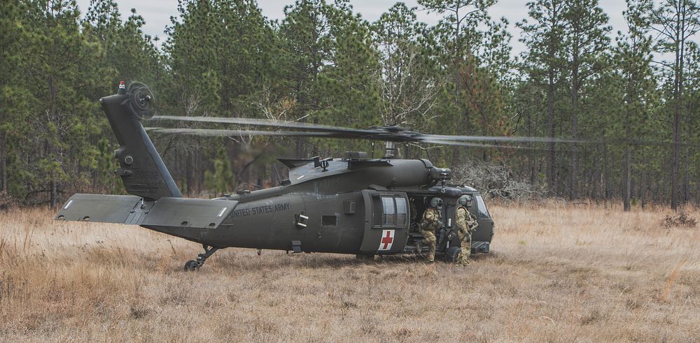 Downed Aircraft Exercise JRTC 2022Soldiers | Free Photo - rawpixel