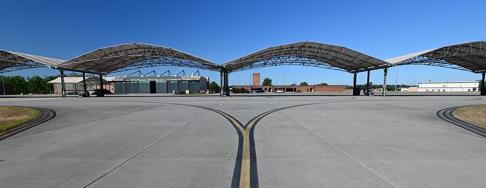 Empty Fighter Ramp McEntire Joint | Free Photo - rawpixel