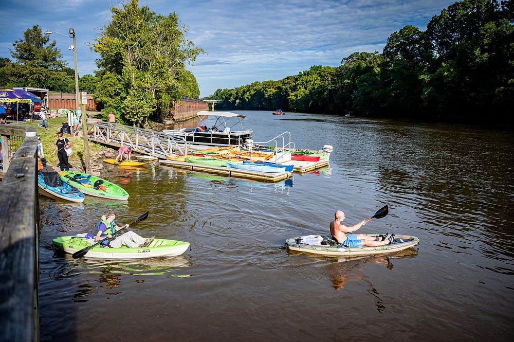 Splash Trash 2022The fourth-annual Splash | Free Photo - rawpixel