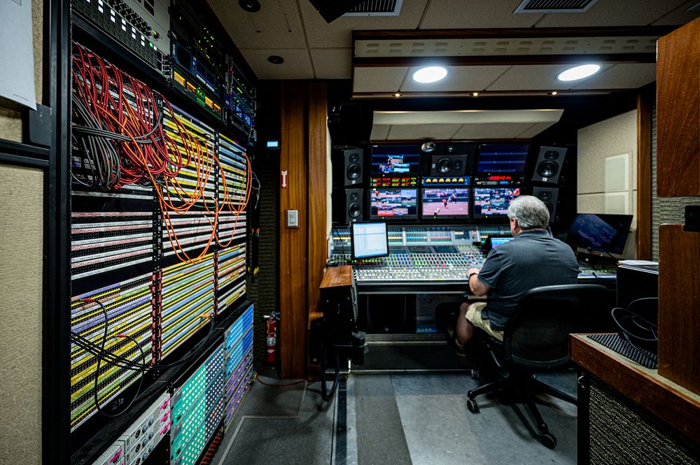 Control room | Free Photo - rawpixel