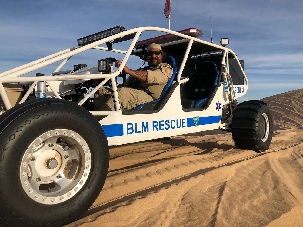 Imperial Sand Dunes Park Ranger1st | Free Photo - rawpixel