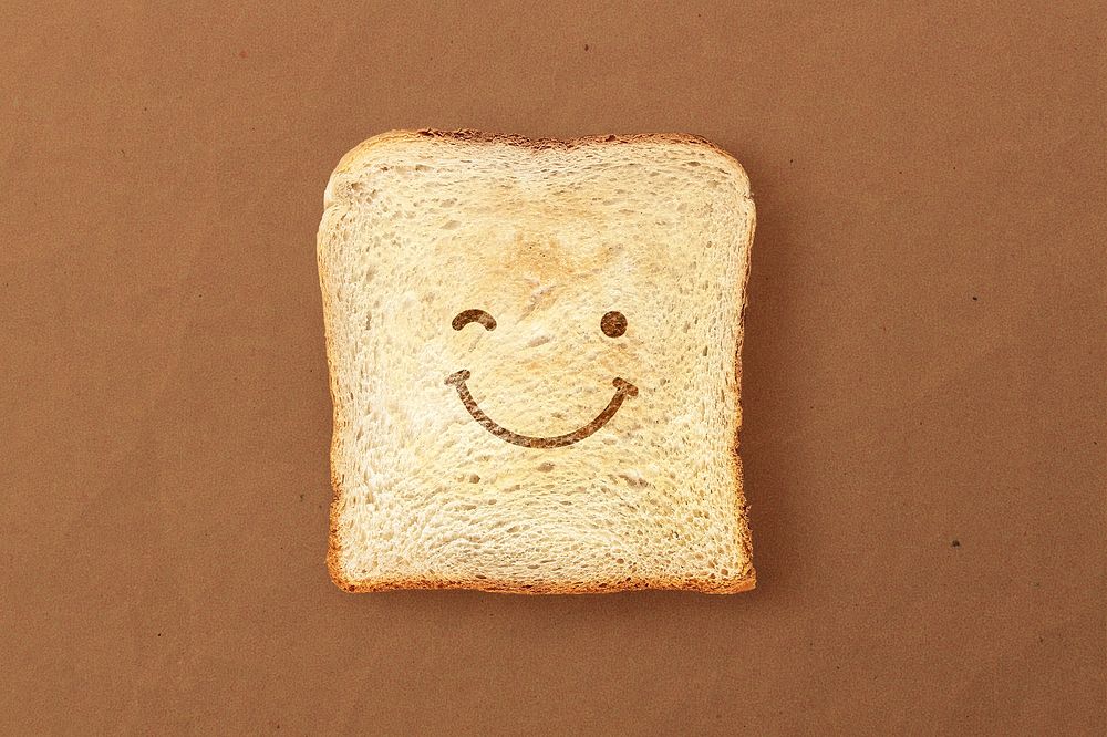 Cute toasted bread, facial expression | Free Photo - rawpixel