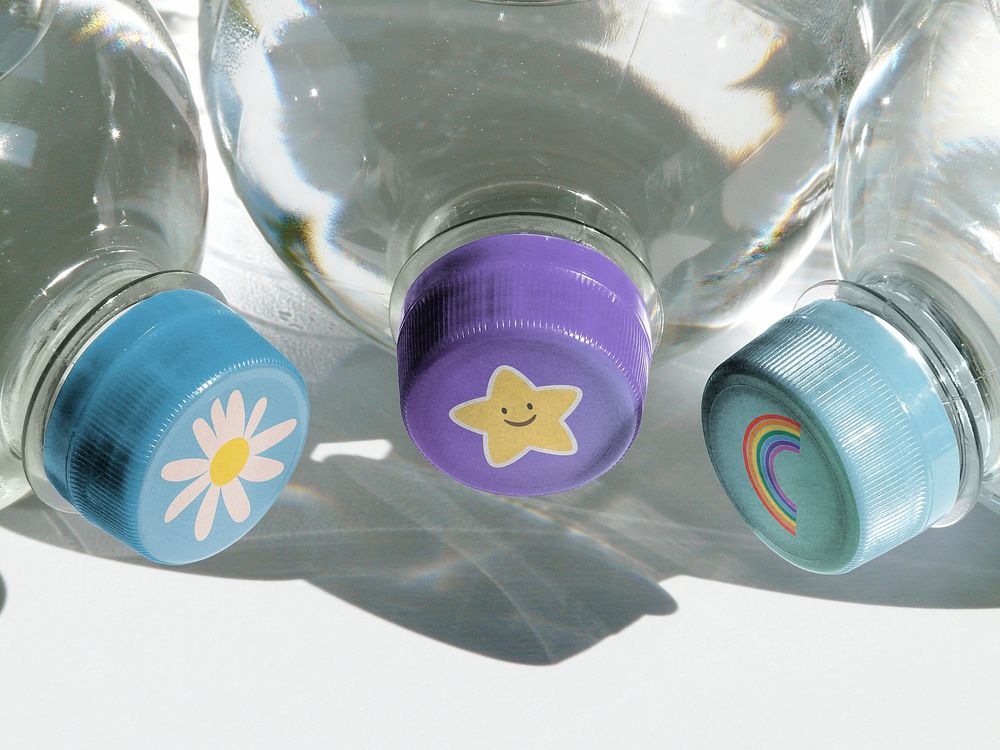 Plastic bottle cap mockup psd | Premium PSD Mockup - rawpixel