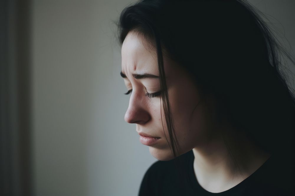 Crying worried adult woman. AI | Free Photo - rawpixel