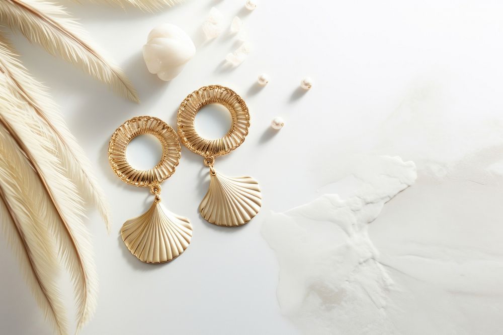 Seashell earring jewelry locket | Free Photo - rawpixel