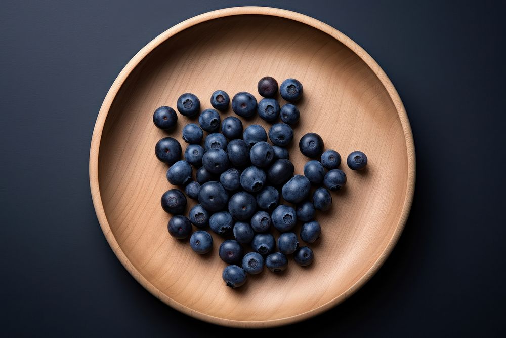 Wooden plate blueberry fruit plant. | Free Photo - rawpixel
