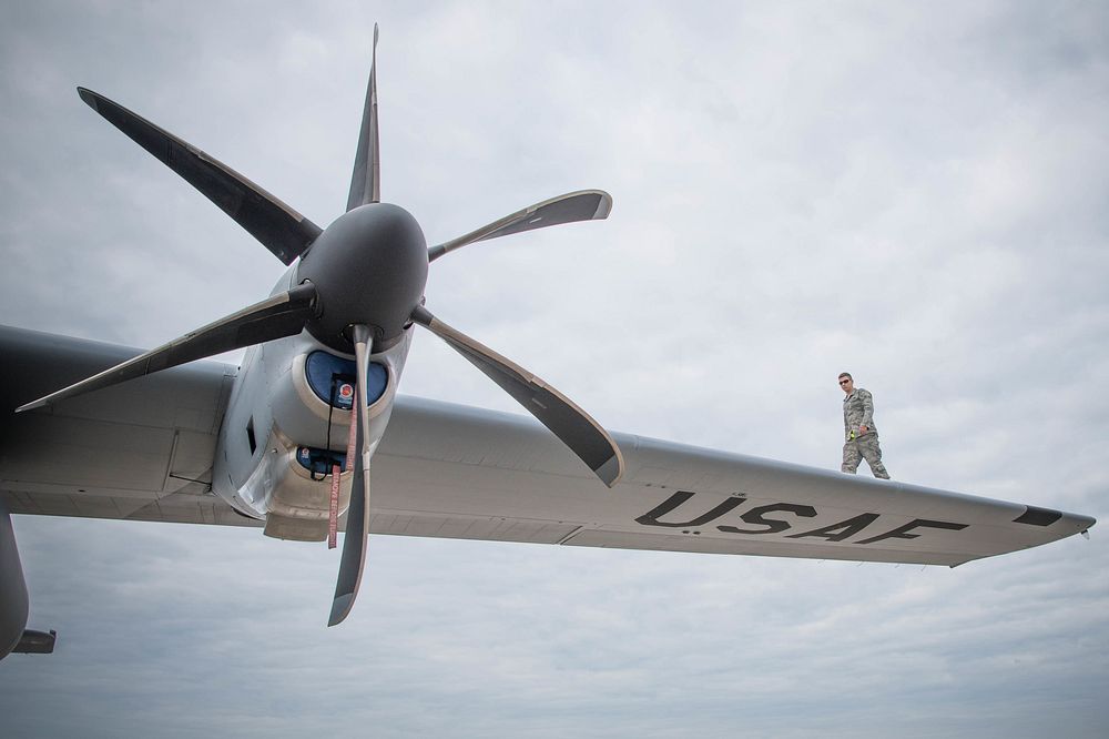 403rd Aircraft Maintenance Squadron Aerospace Maintenance Journeyman ...