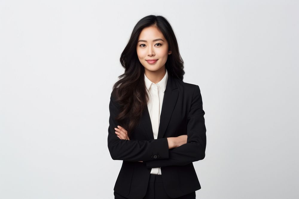 Confident young asian businesswoman posing | Free Photo - rawpixel