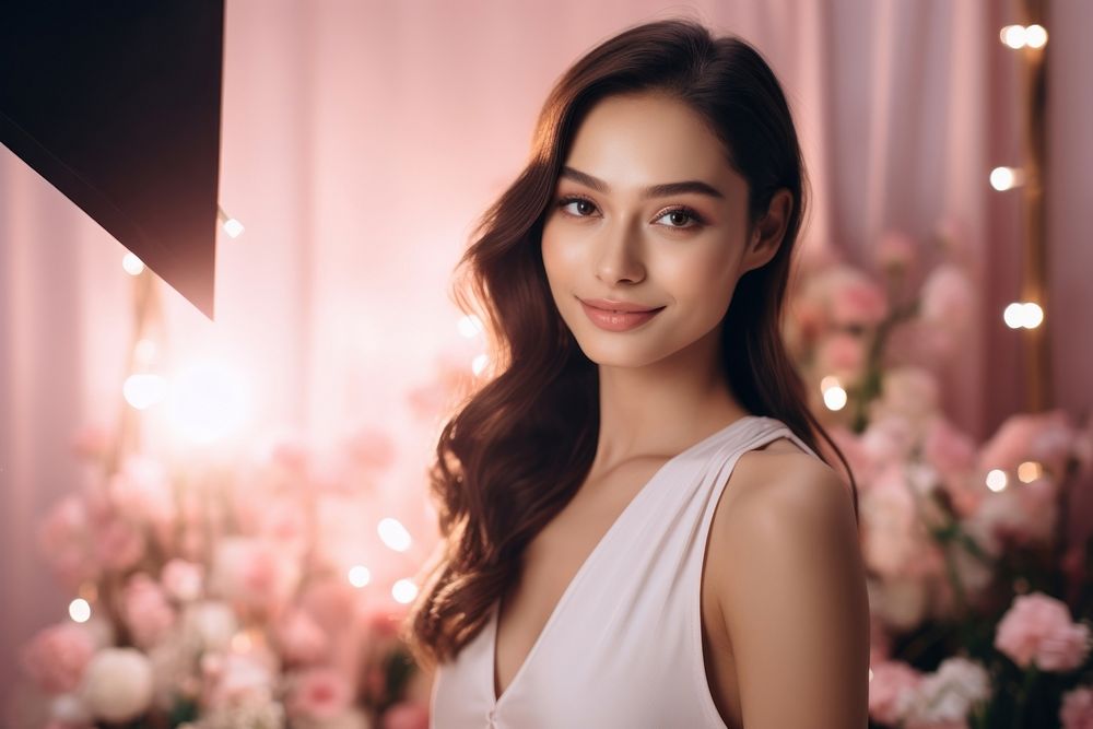 Influencer portrait adult photo. | Free Photo - rawpixel