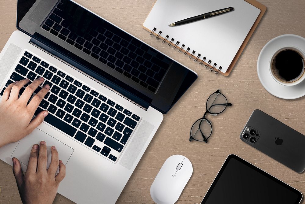 Writing Desk Images | Free Photos, PNG Stickers, Wallpapers ...