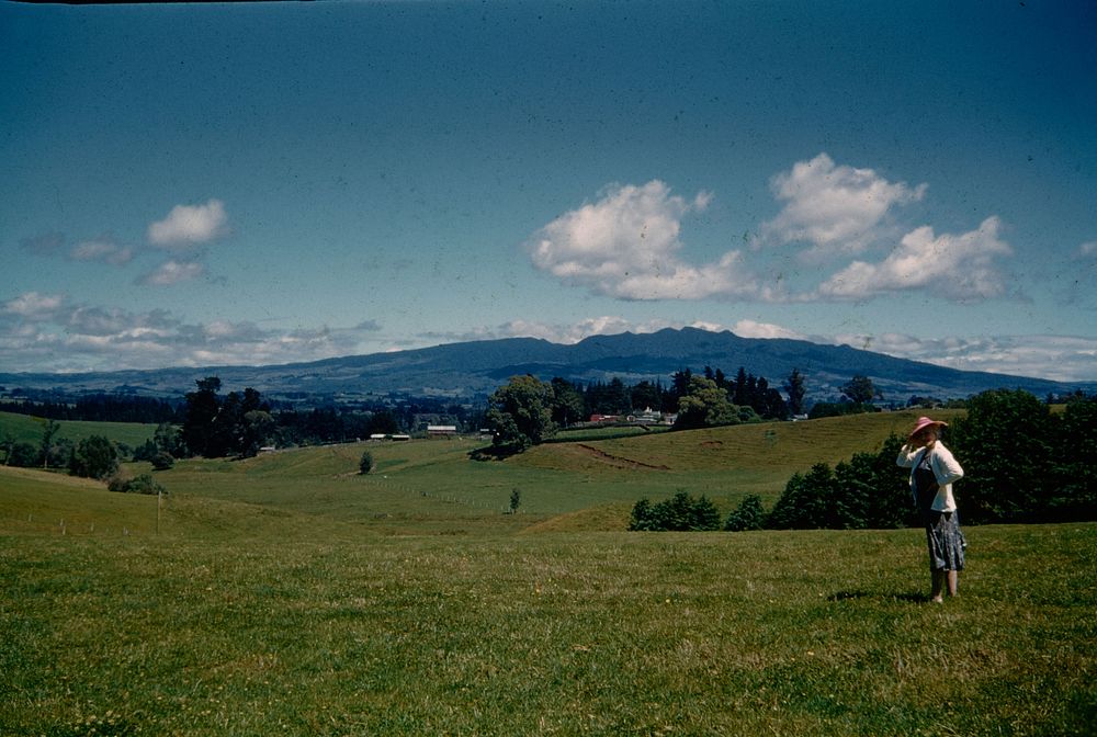 Mt Pirongia - large dissected | Free Photo - rawpixel