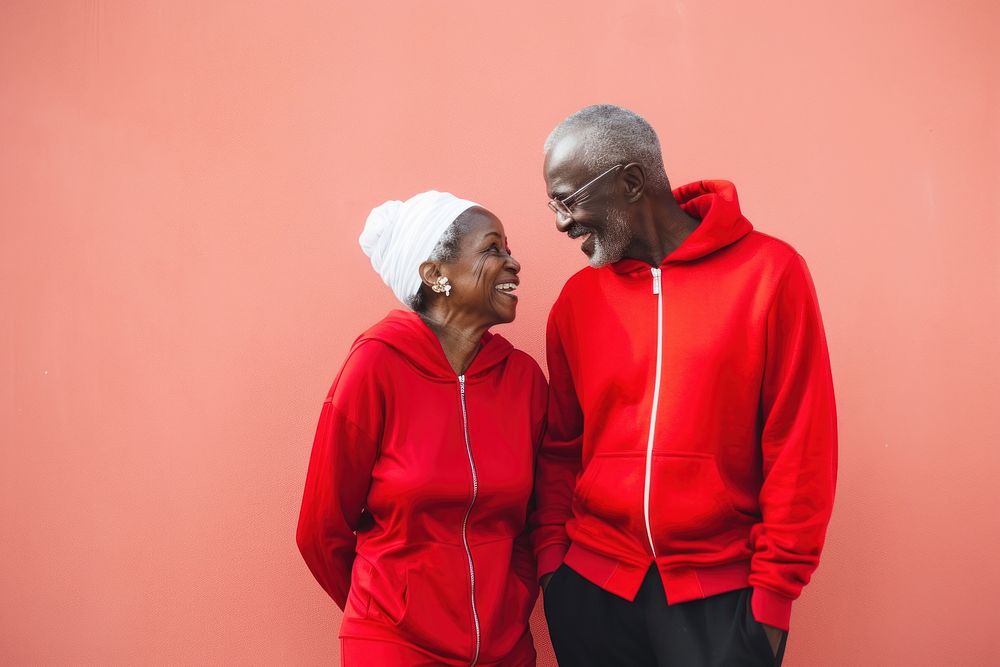 African elderly couple jokking sweatshirt | Free Photo - rawpixel