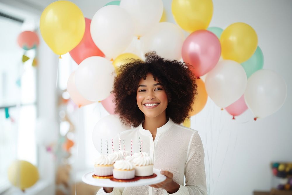 African american women balloon cake | Free Photo - rawpixel