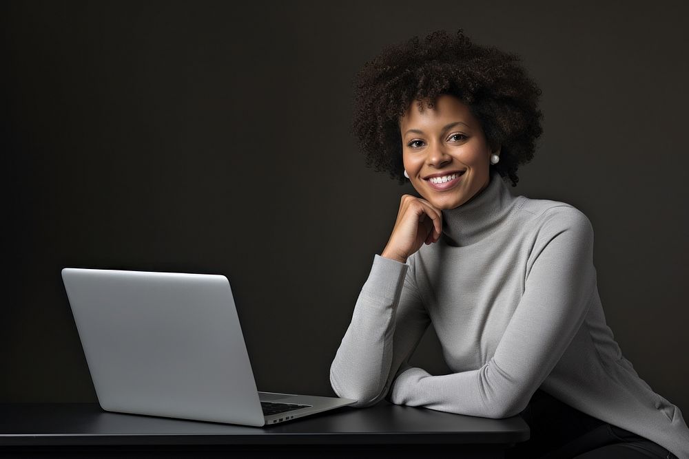 Young black business woman laptop | Free Photo - rawpixel