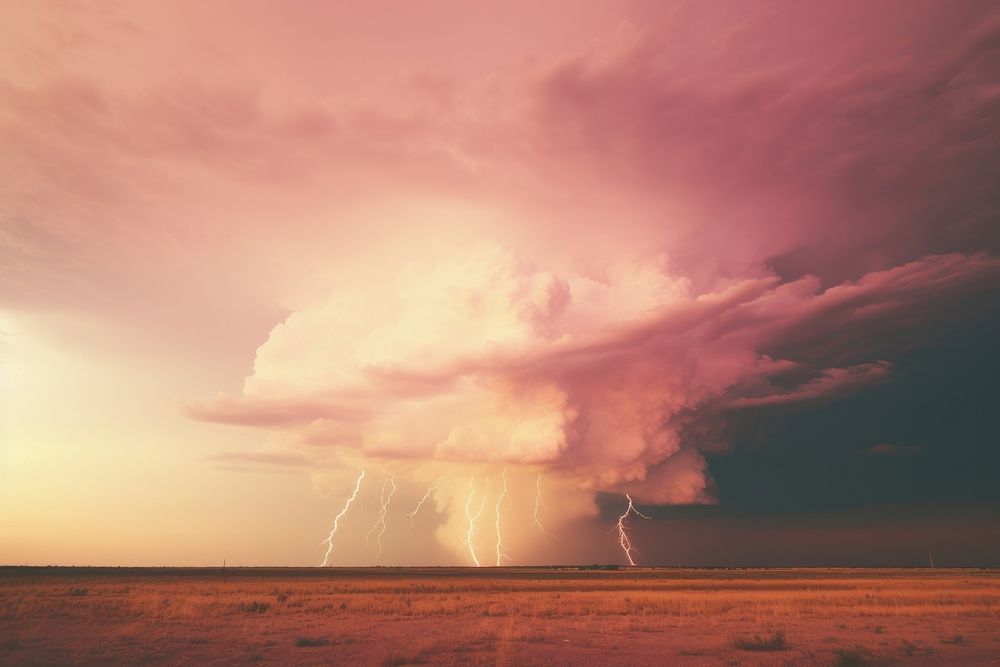 Aesthetic thunder thunderstorm landscape lightning. | Free Photo - rawpixel