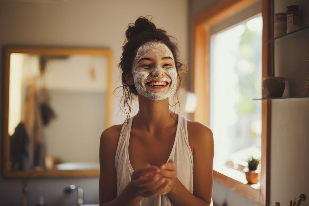 Applying face mask smiling happiness | Premium Photo - rawpixel