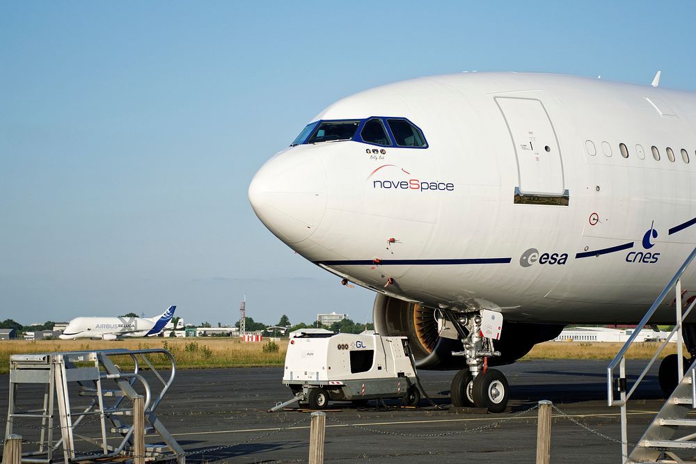 Novespace F-WNOV - Airbus A310 | Free Photo - rawpixel