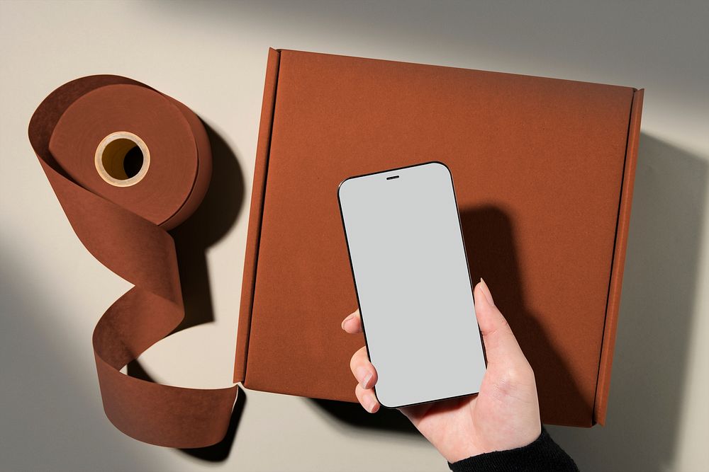 Phone blank screen, packing parcel | Free Photo - rawpixel