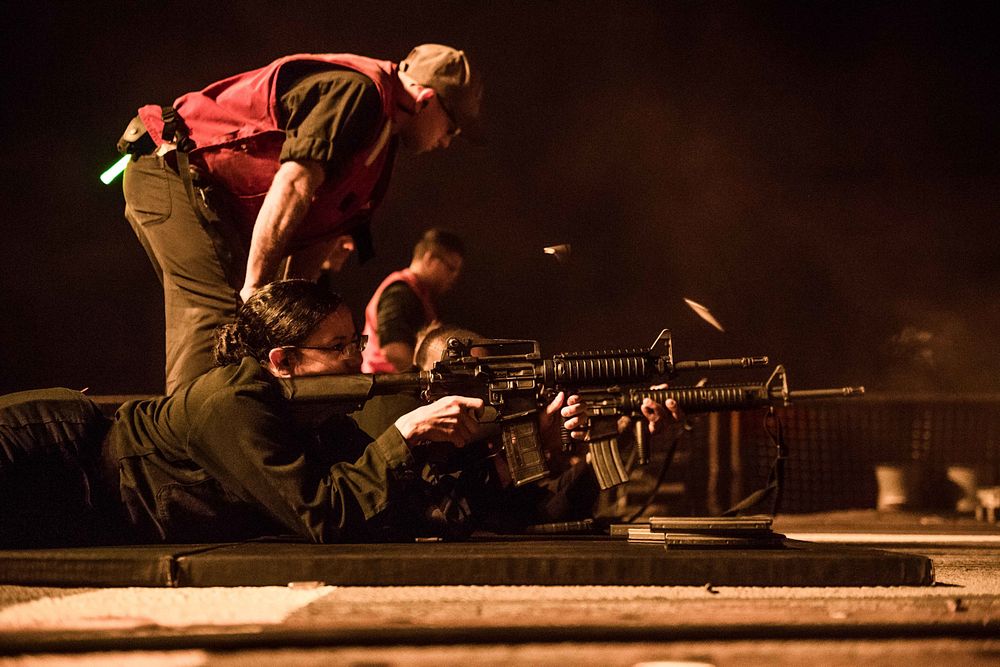 U.S. Navy Gunner’s Mate 1st | Free Photo - rawpixel