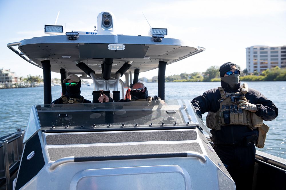 U.S. Customs and Border Protection | Free Photo - rawpixel