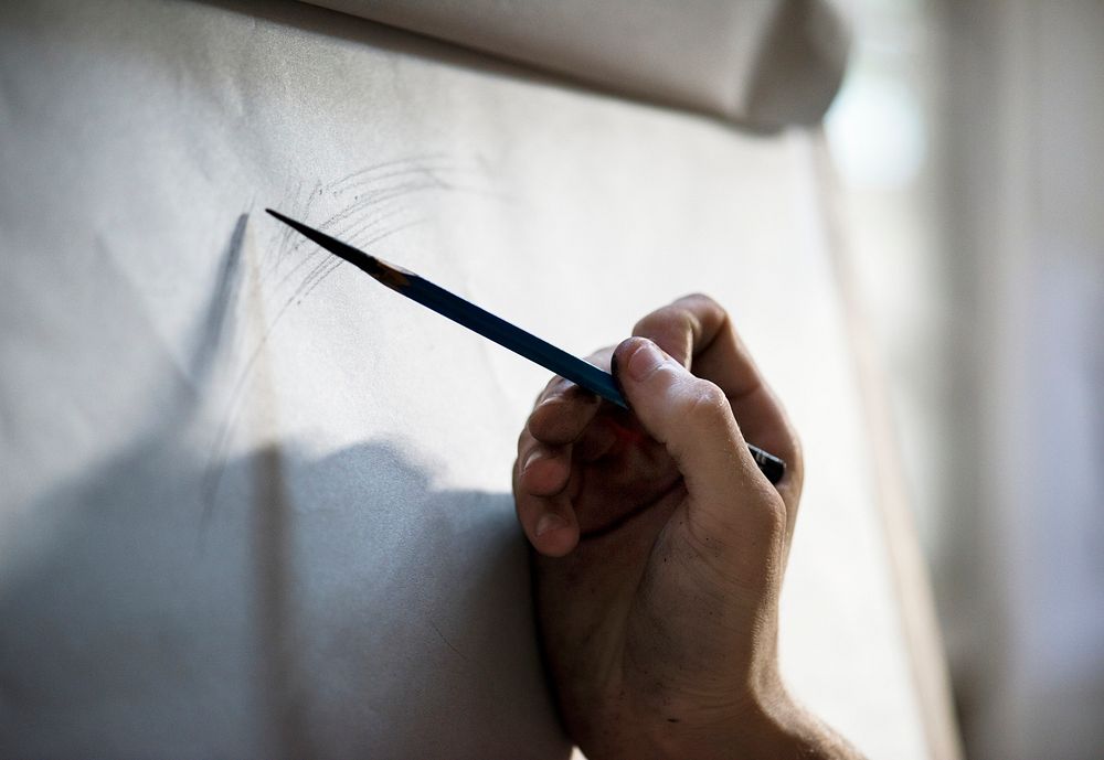 Closeup hand drawing paper | Premium Photo - rawpixel