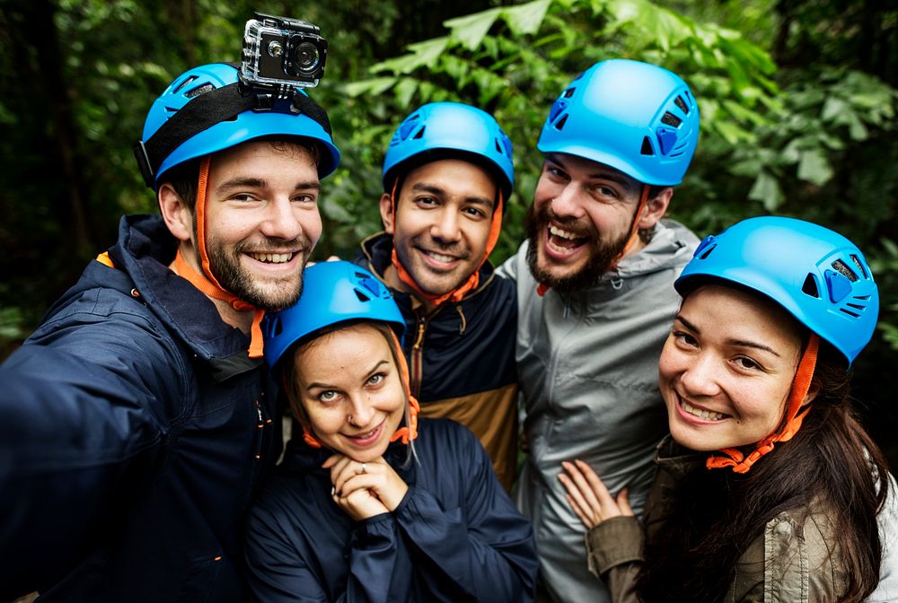 Team building outdoor in the forest | Photo - rawpixel