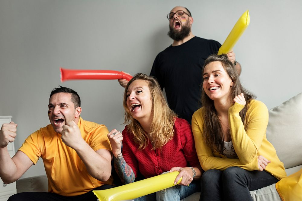Friends cheering world cup with painted | Premium Photo - rawpixel