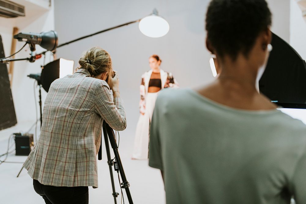 Photographer session model | Premium Photo - rawpixel