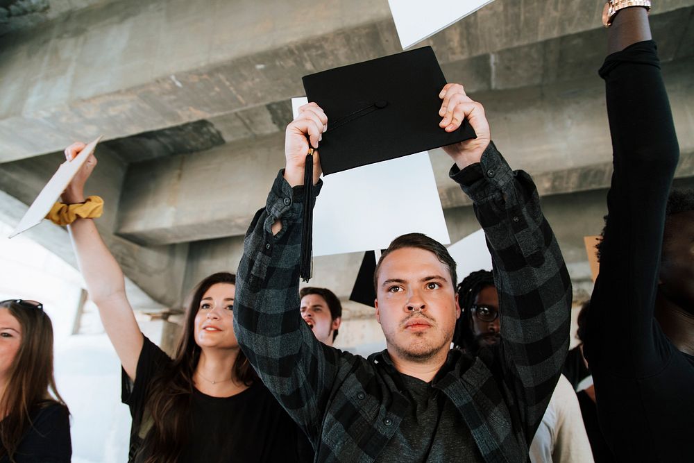 Angry activists protesting city | Premium Photo - rawpixel
