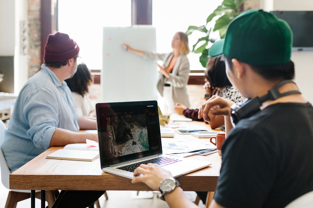Businesswoman writing board meeting room | Premium Photo - rawpixel