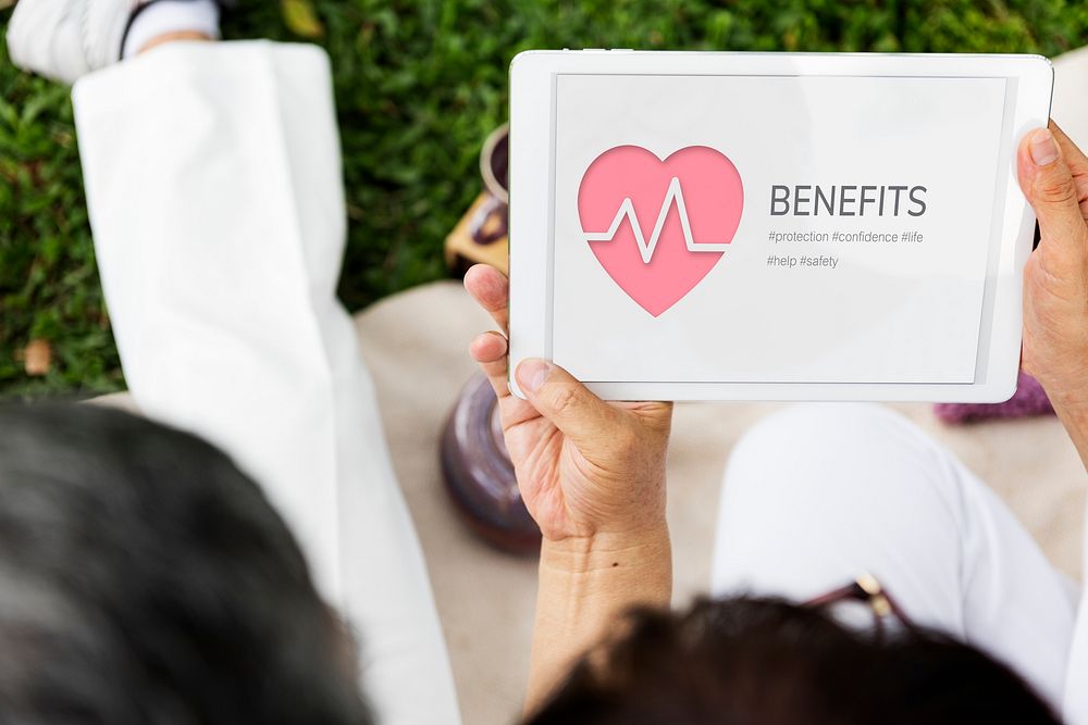 Health insurance benefits showing tablet | Premium Photo - rawpixel