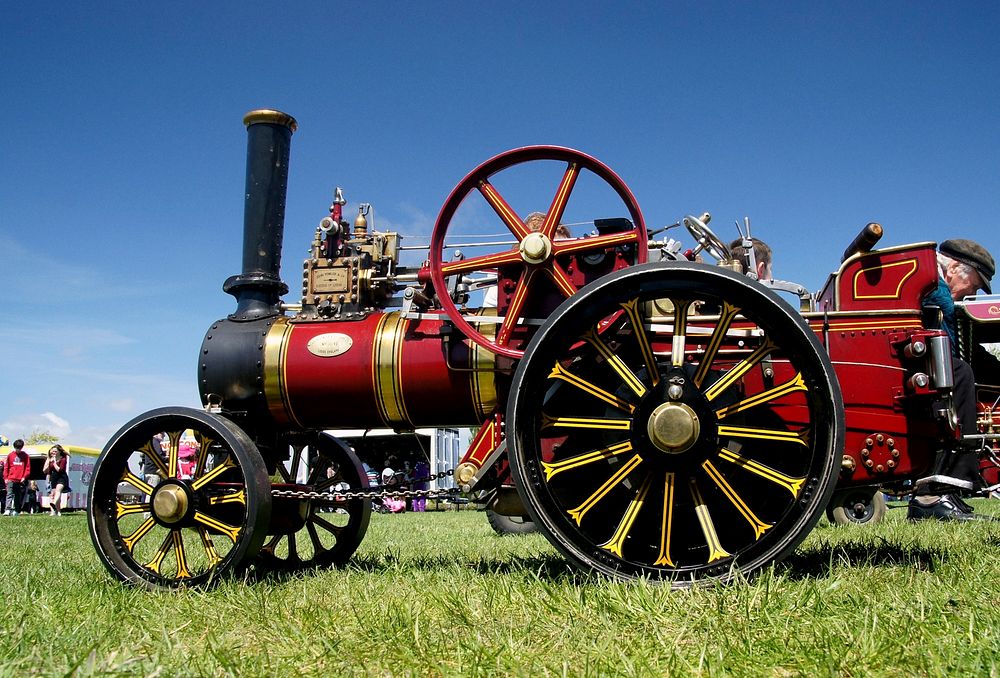 Model John Fowler traction engine | Free Photo - rawpixel