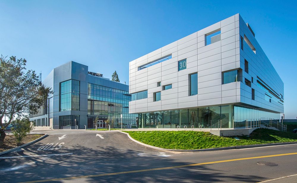 Pictured are Berkeley lab's General | Free Photo - rawpixel