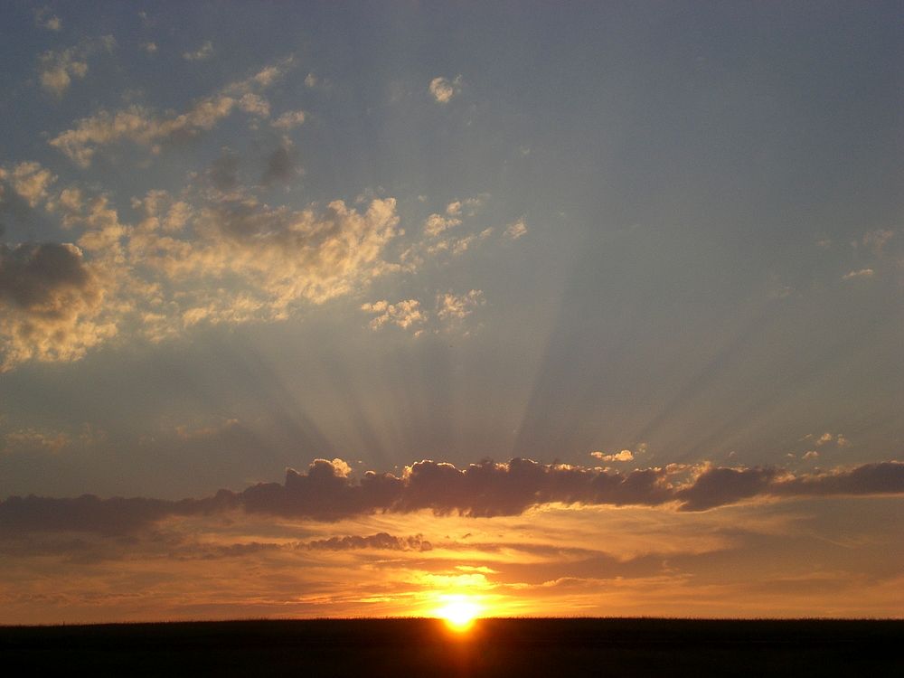 Sunset extreme rays_Bozeman, MT 7/28/2008. | Free Photo - rawpixel