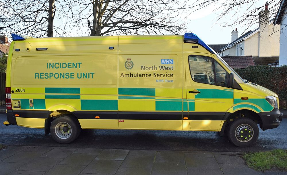 HARTNew HART Mercedes Sprinter. | Free Photo - rawpixel