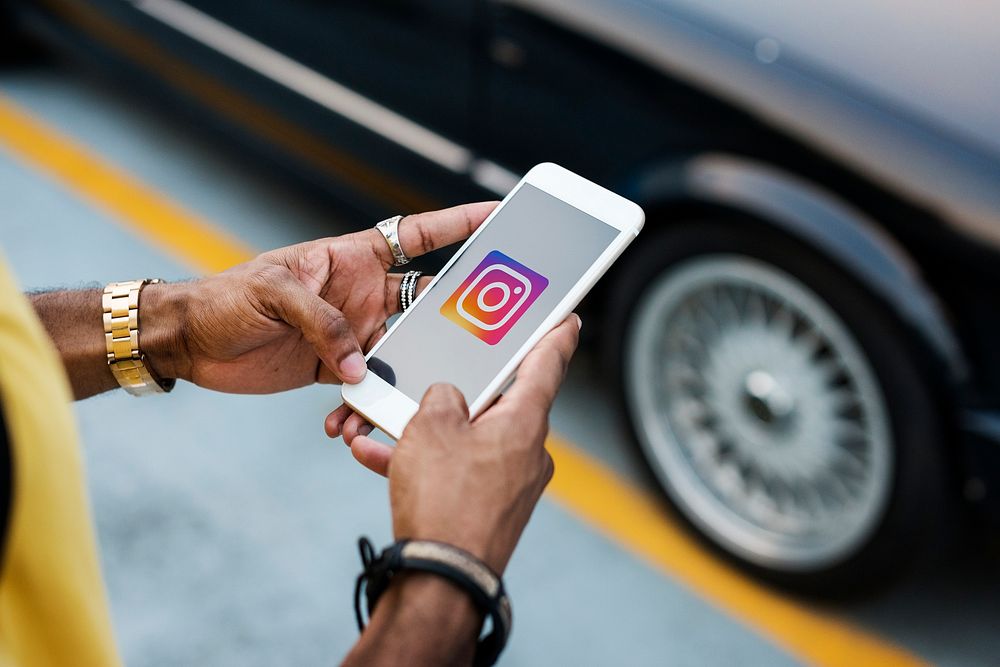 Instagram logo mobile phone. BANGKOK, | Free Photo - rawpixel