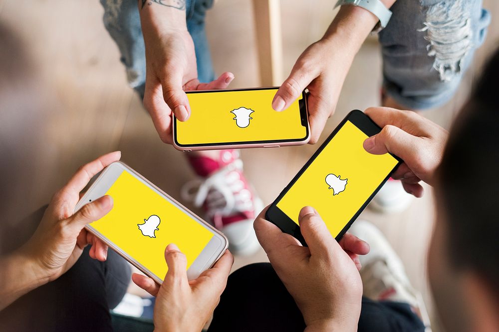 Group of people using Snapchat | Free Photo - rawpixel Group of people using Snapchat | Free Photo - rawpixel