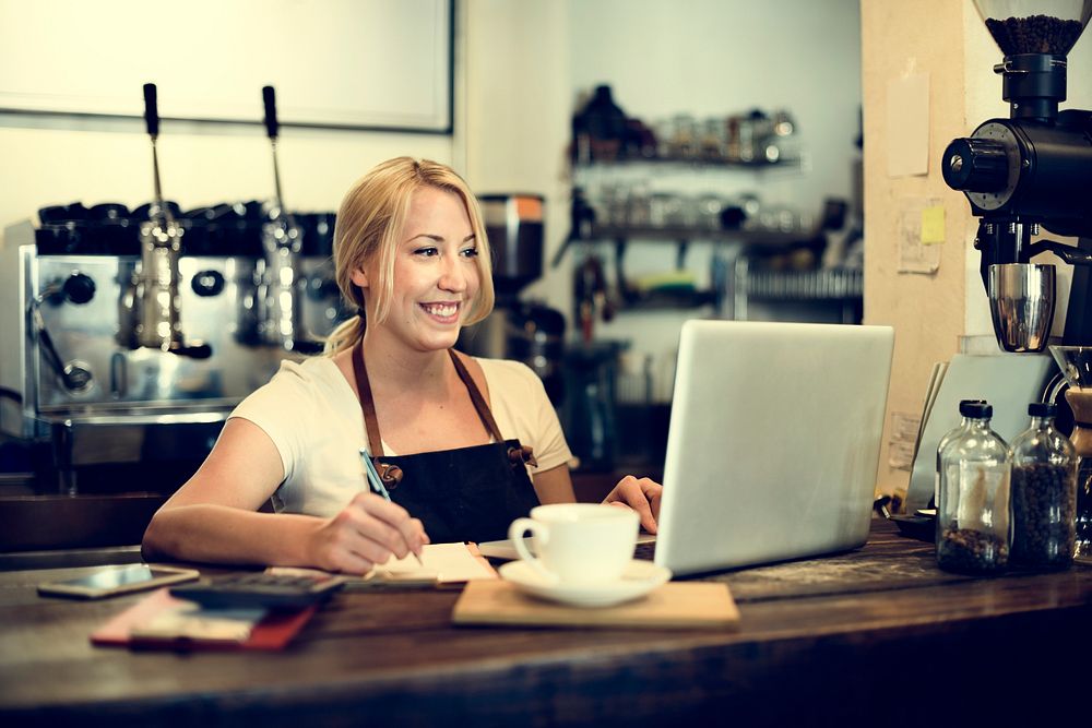 Cafe Coffee Waiter Staff Serving | Premium Photo - rawpixel