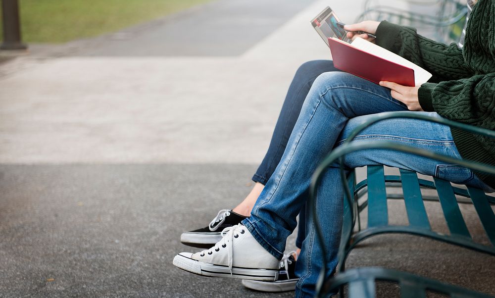 Studying Cooperation Bonding Education College | Premium Photo - rawpixel