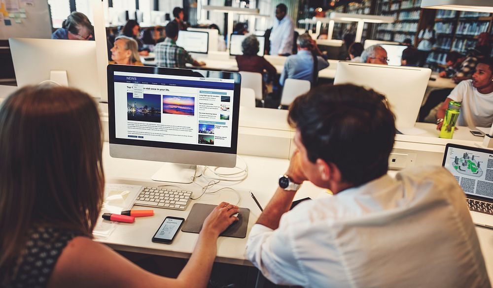 Students learning web design school | Premium Photo - rawpixel