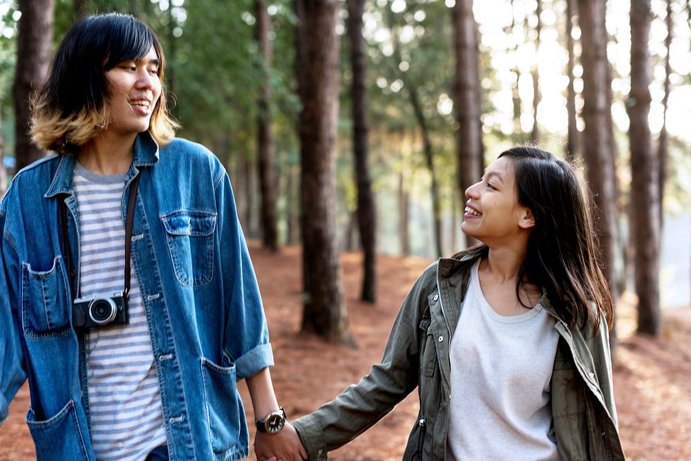 Couple Exploring Trip Holiday Concept | Premium Photo - rawpixel