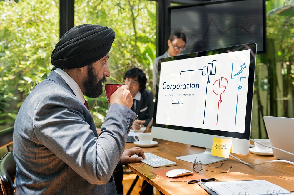 Man working computer network graphic | Premium Photo - rawpixel