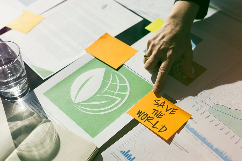 People discussion green business project | Premium Photo - rawpixel