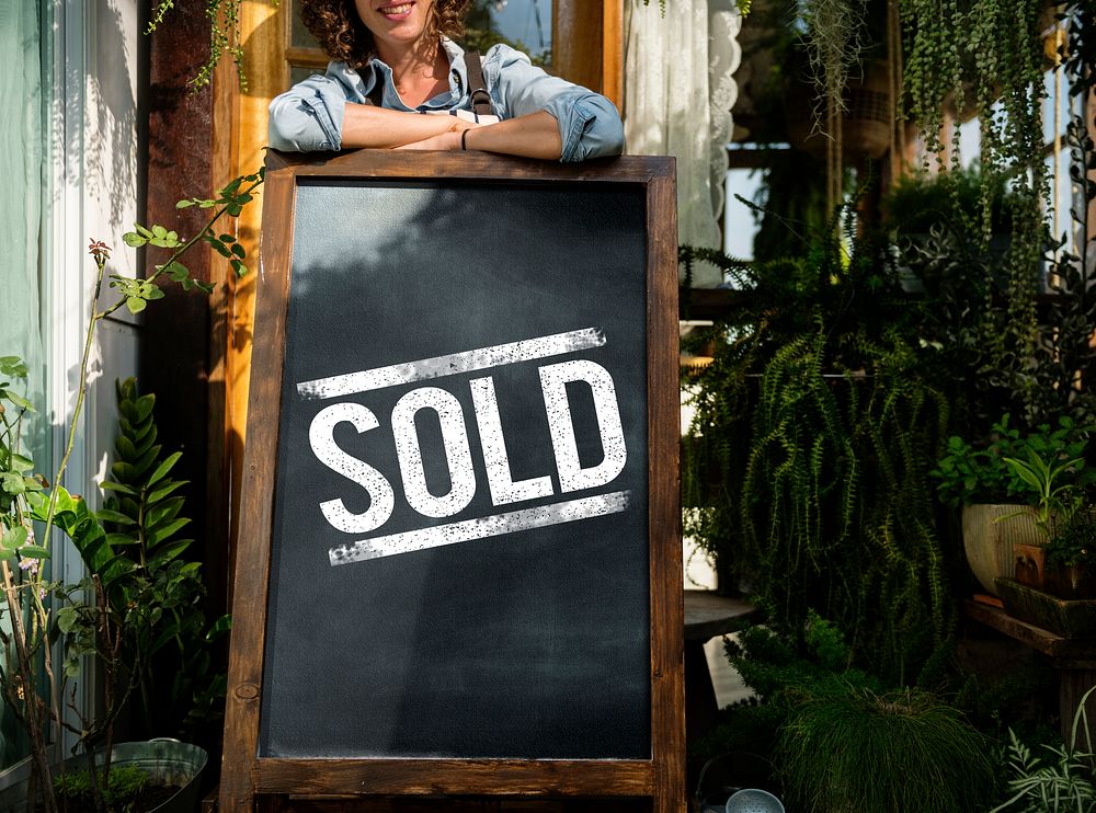 Sold out consumer commercial retail | Free Photo - rawpixel