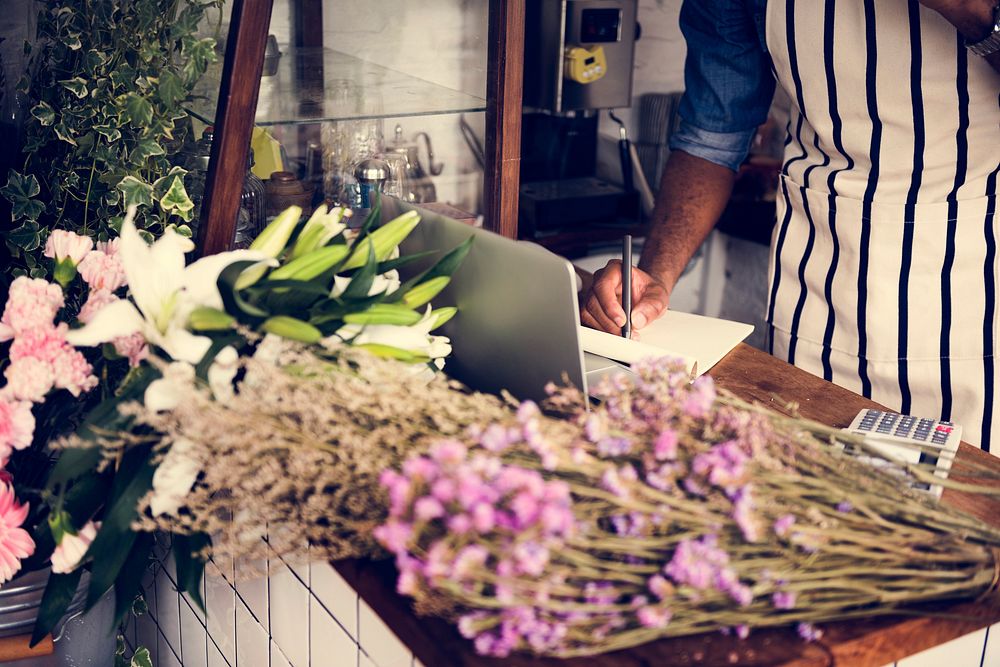 Flower Blooming Shop Retail Store | Premium Photo - rawpixel