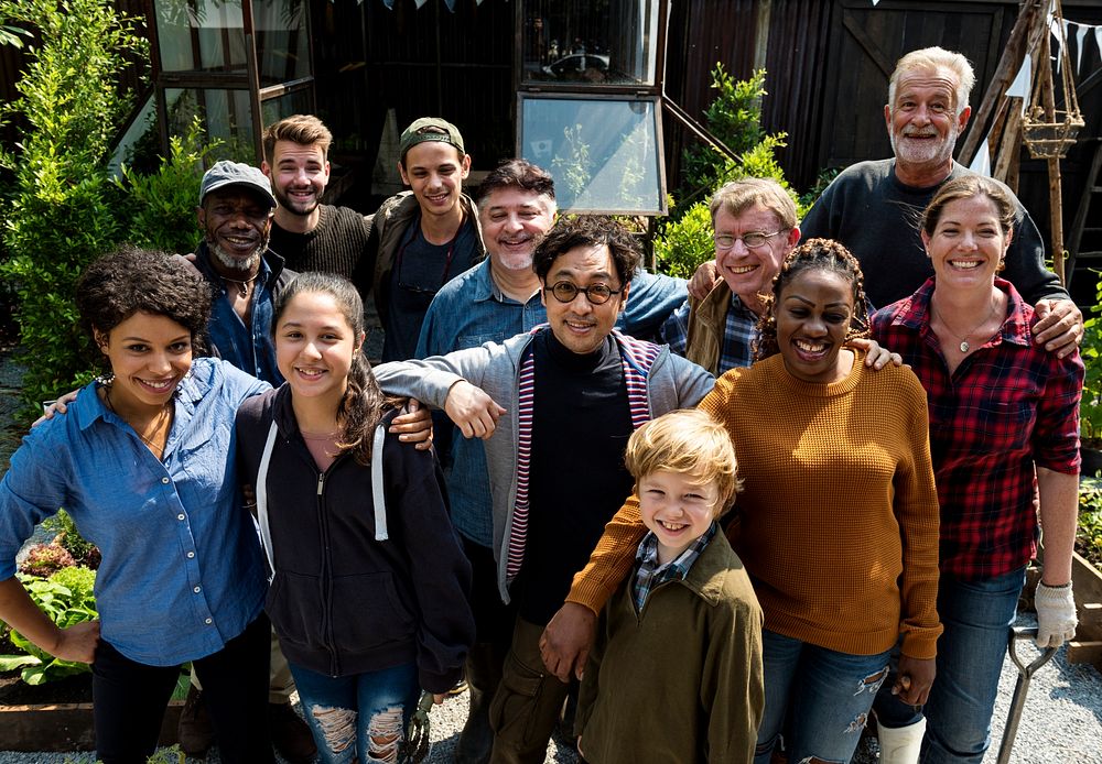 Group of people gardening backyard | Premium Photo - rawpixel